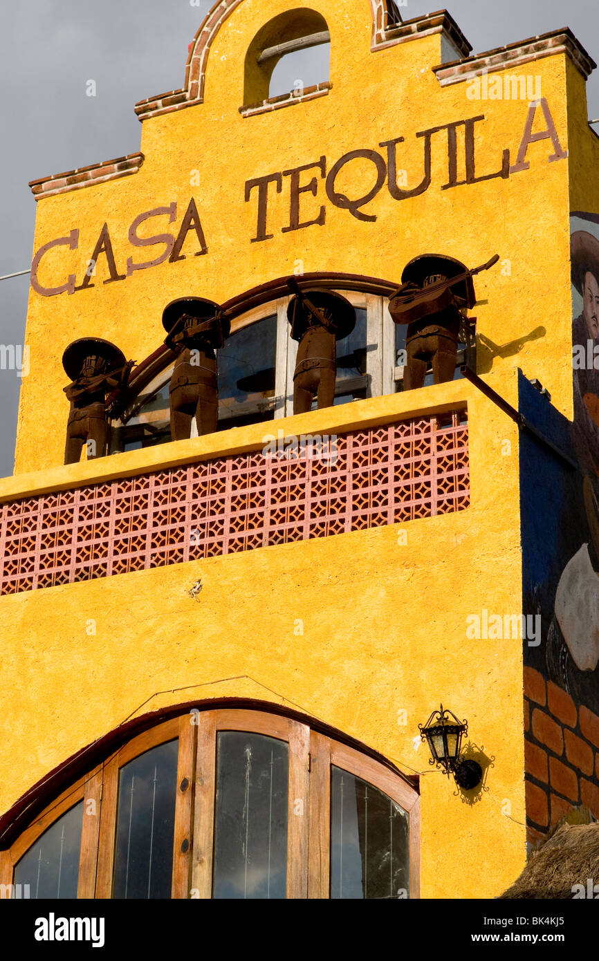 Tequila shop mexico hi-res stock photography and images - Alamy