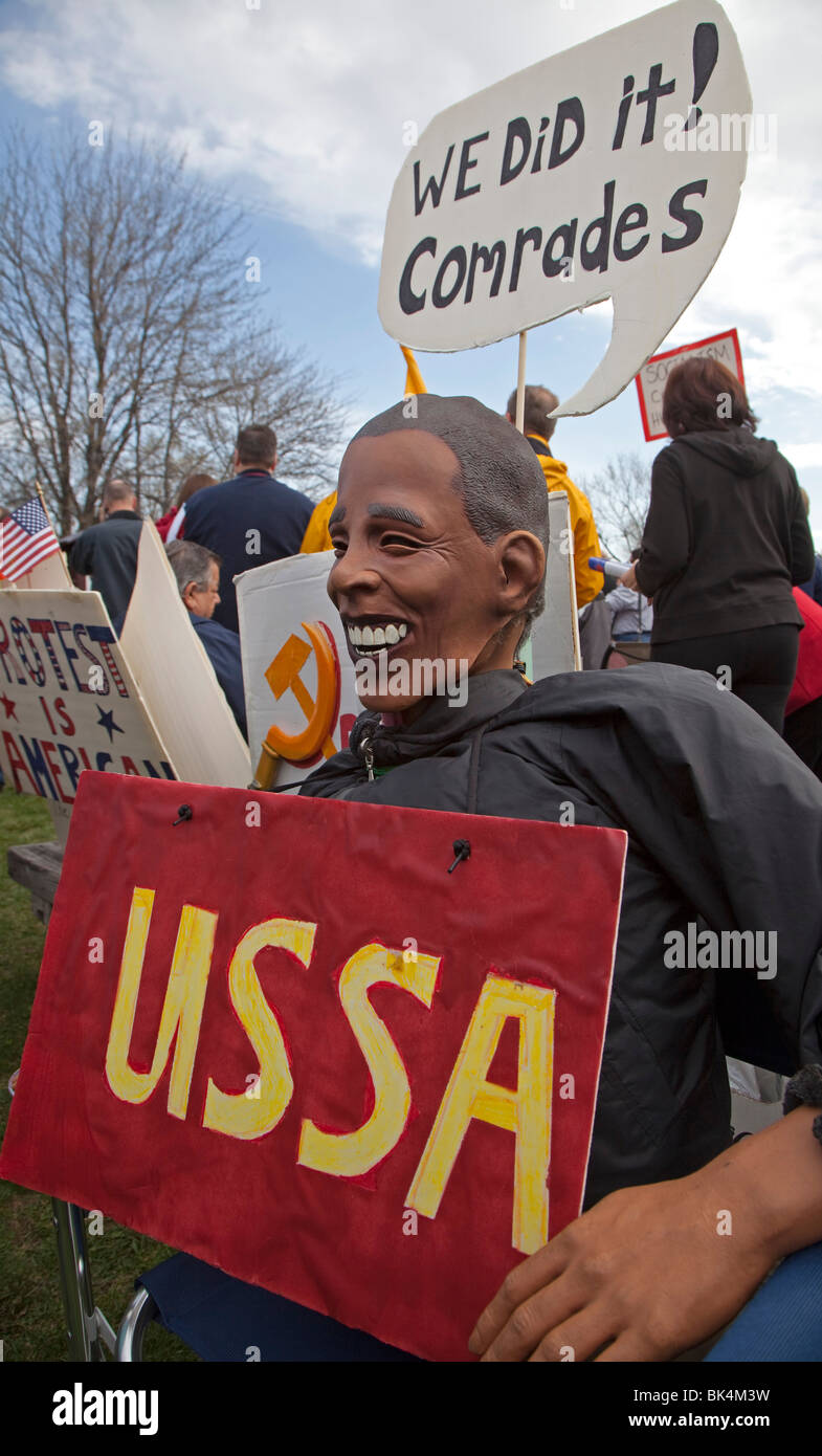 A Tea Party Express rally in suburban Detroit Stock Photo - Alamy