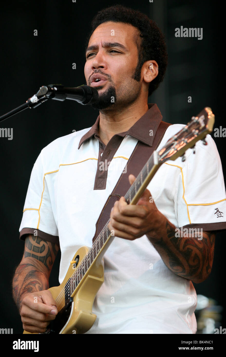 Ben Harper performing in concert Stock Photo - Alamy