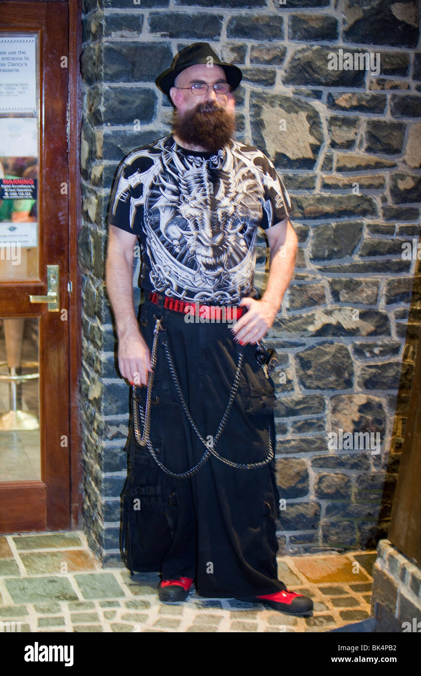 Gothic fashion man hi-res stock photography and images - Alamy