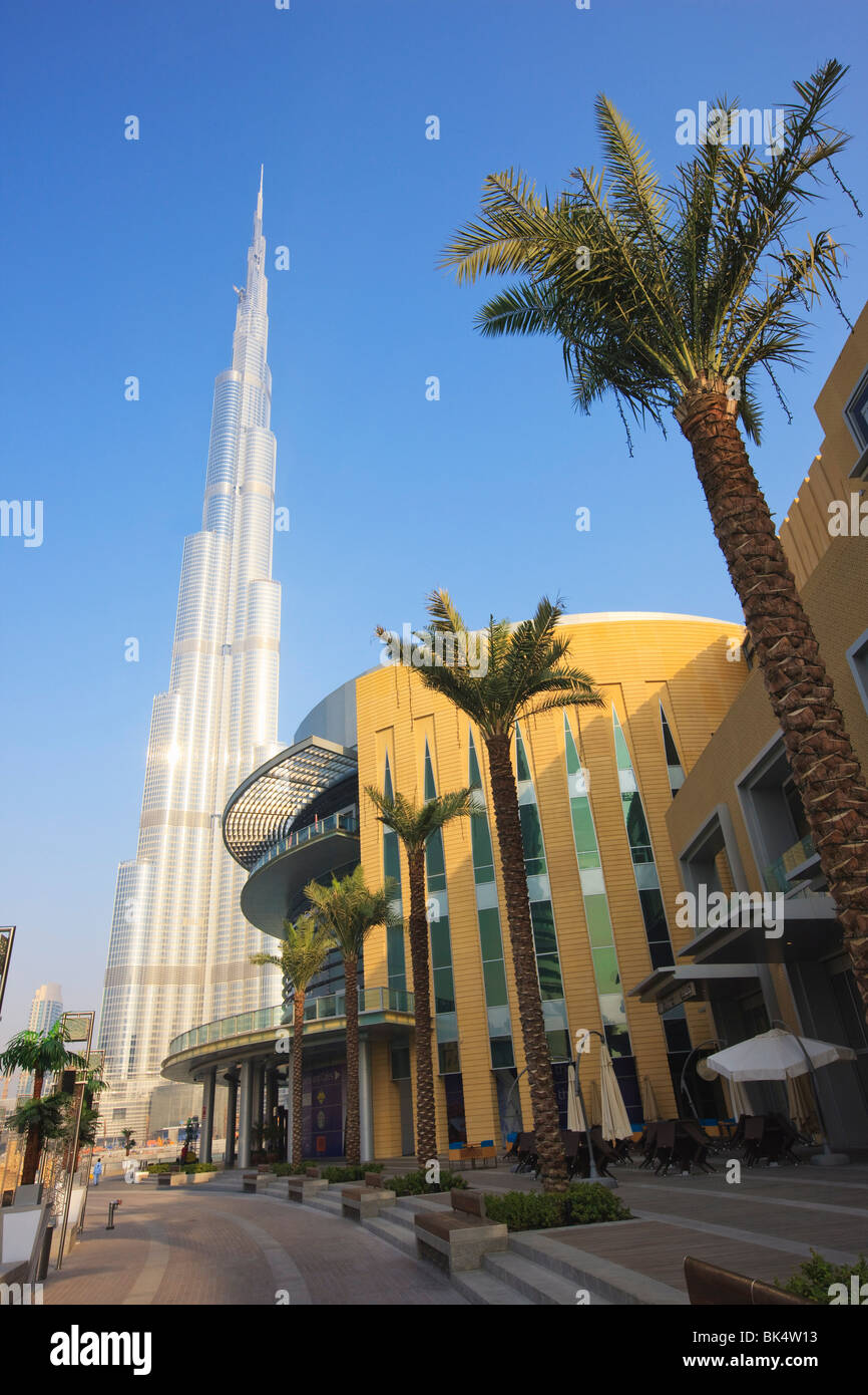 Burj Khalifa, formerly the Burj Dubai (Dubai Tower), the tallest tower ...