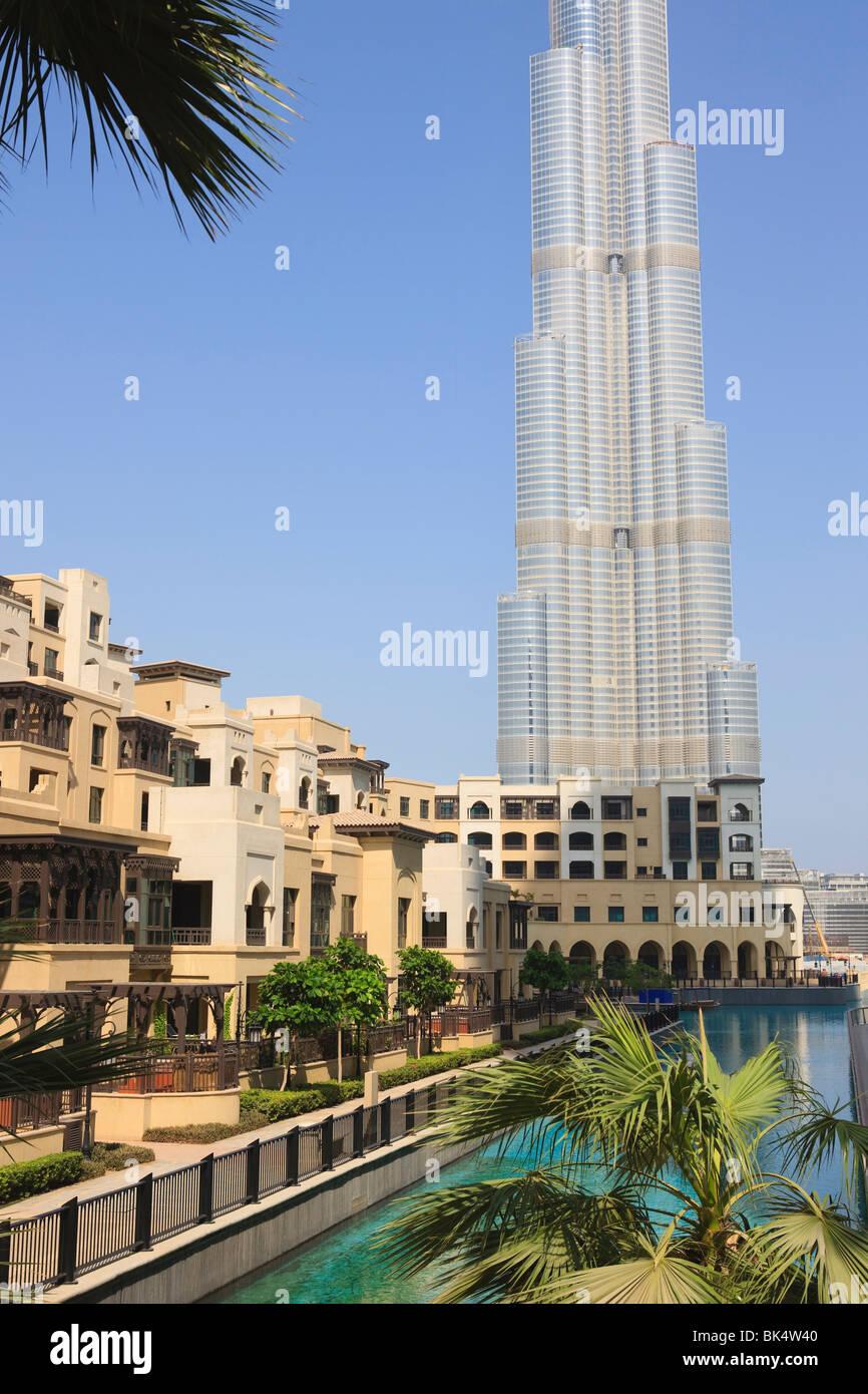 Burj Khalifa the tallest tower in the world at 818m, Downtown Burj ...
