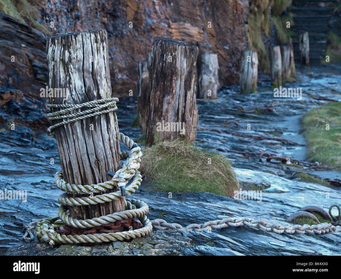 Old mooring posts, Boscastle, Cornwall Stock Photo - Alamy