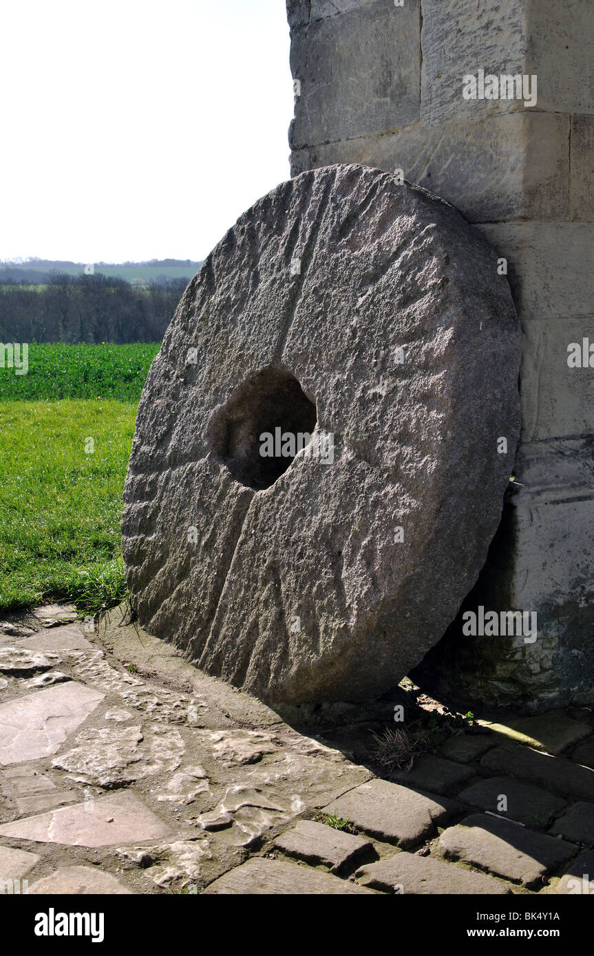 Mill grinding stone windmill hi-res stock photography and images - Alamy