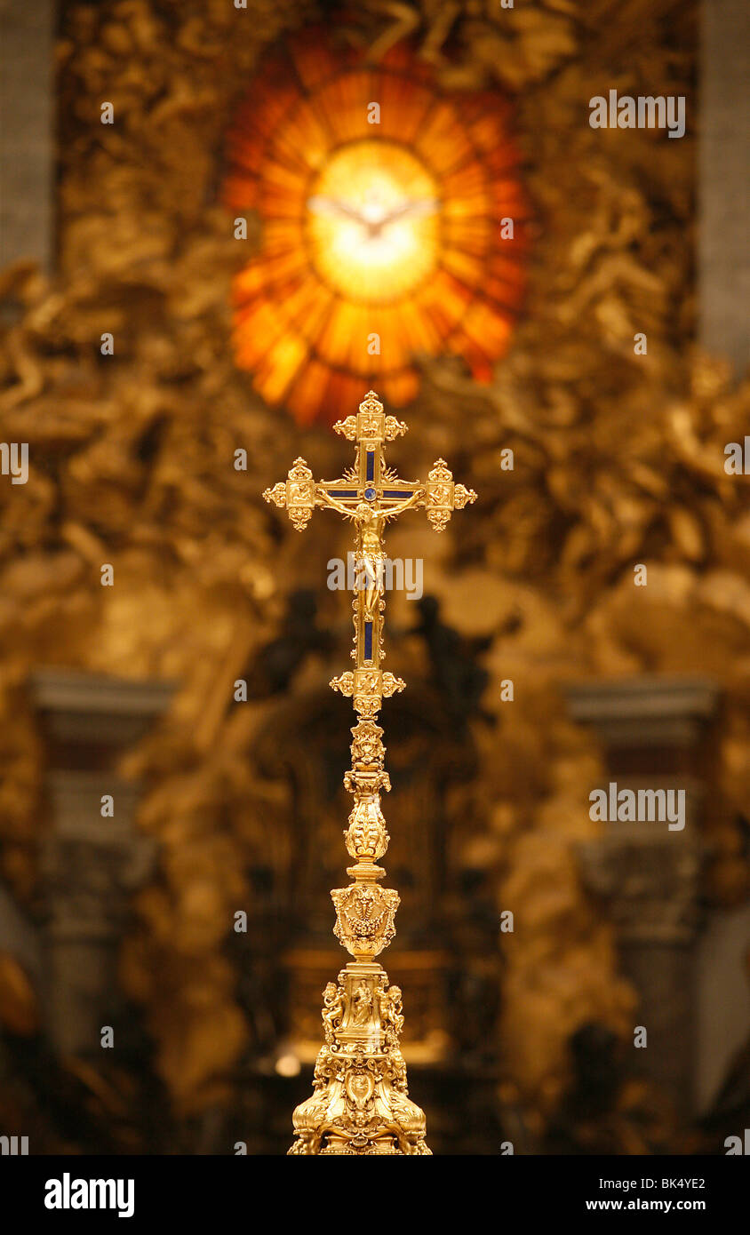 Crucifix in St. Peter's Basilica, Vatican, Rome, Lazio, Italy, Europe ...