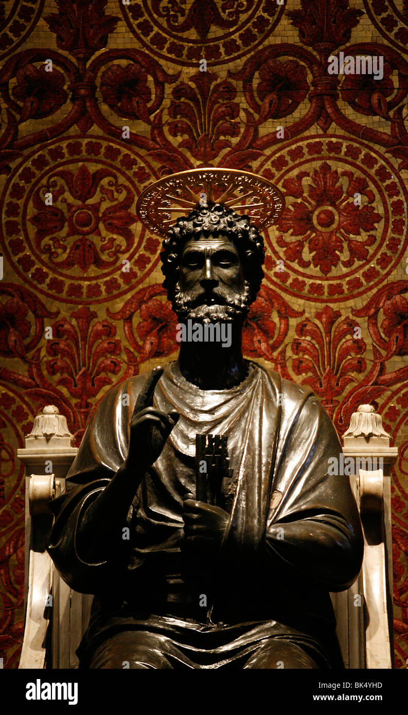 Statue of St. Peter in St. Peter's Basilica, Vatican, Rome, Lazio ...