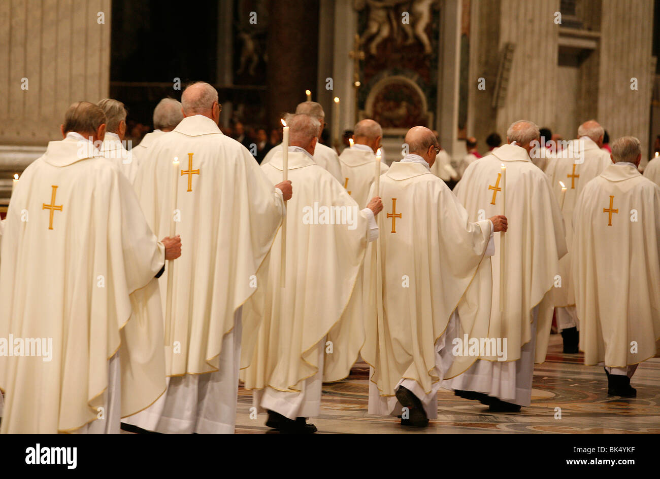 Procession in St. Peter's Basilica, Vatican, Rome, Lazio, Italy, Europe ...
