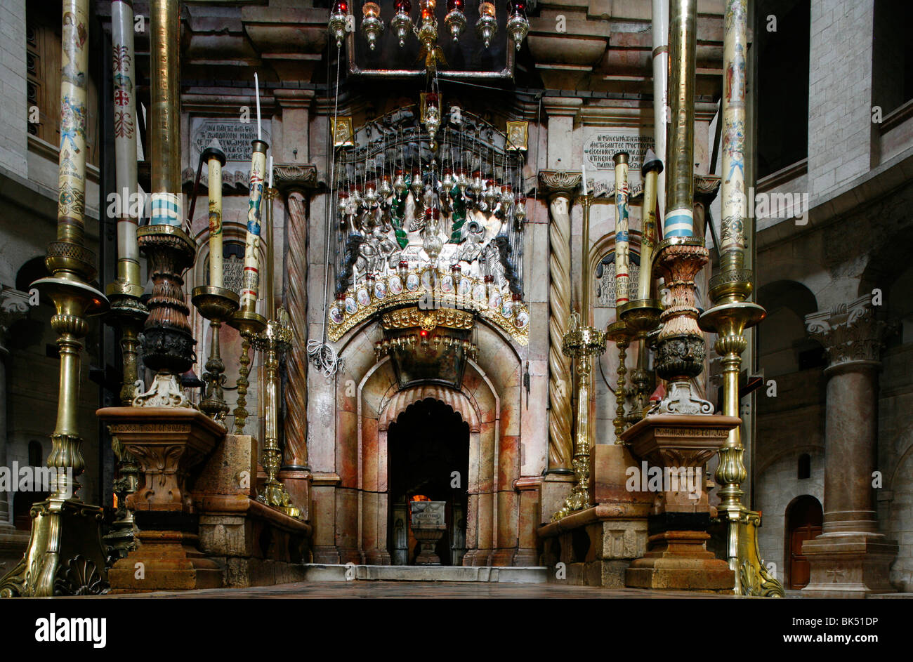 Tomb of Jesus at Church of the Holy Sepulchre, Old City, Jerusalem ...