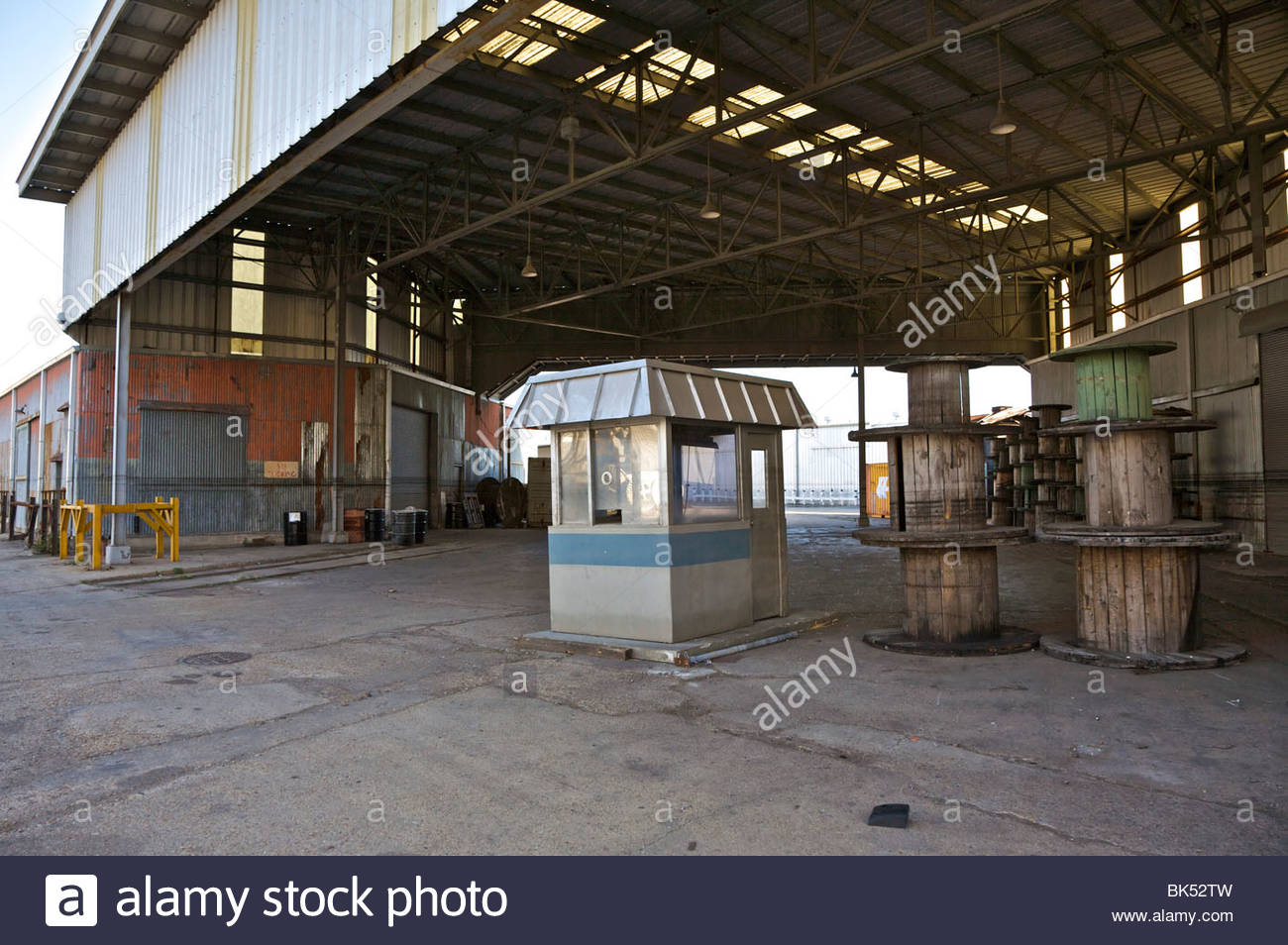 Interior Factory Beams High Resolution Stock Photography and Images - Alamy