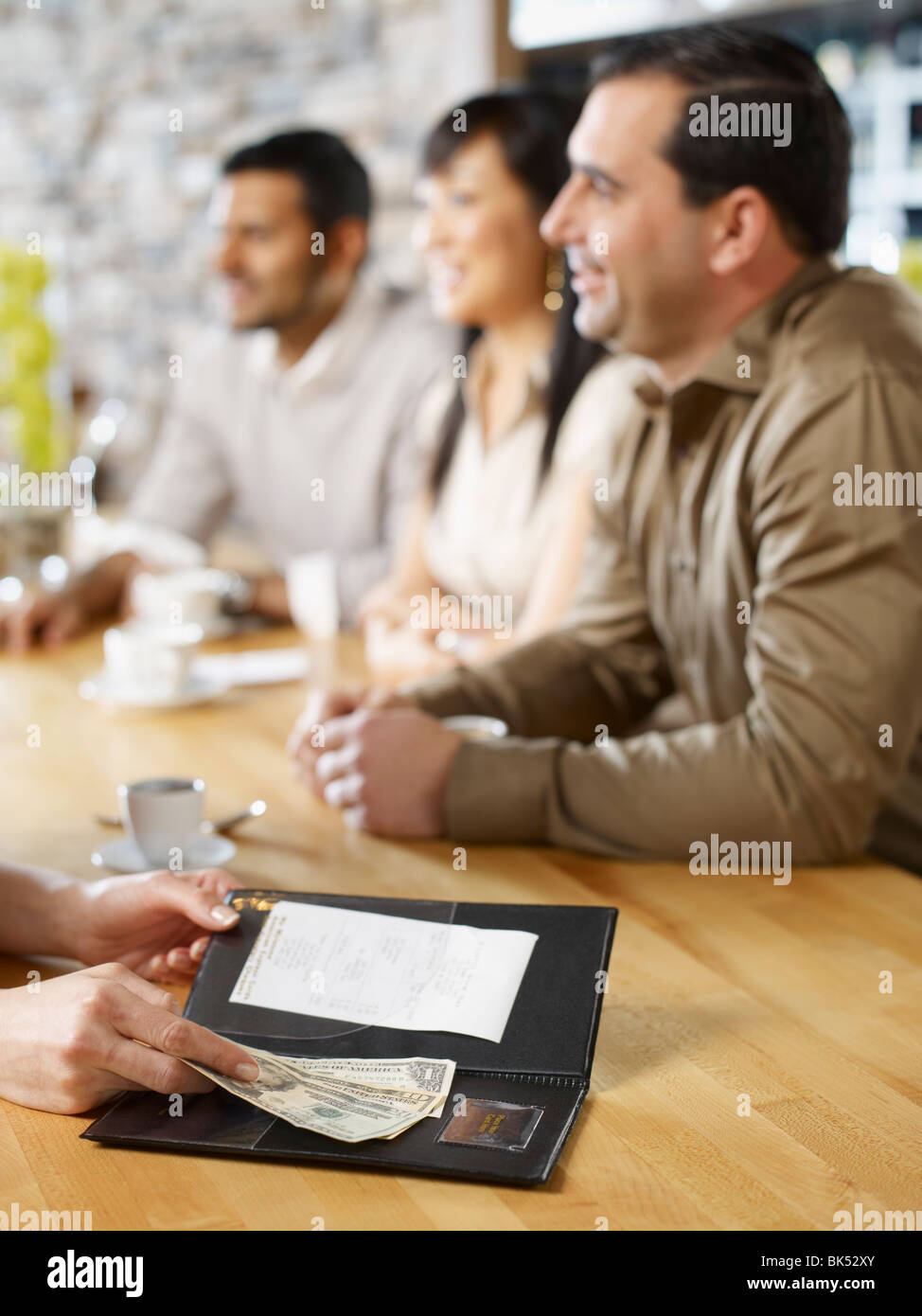 American restaurant bill receipt hi-res stock photography and images ...