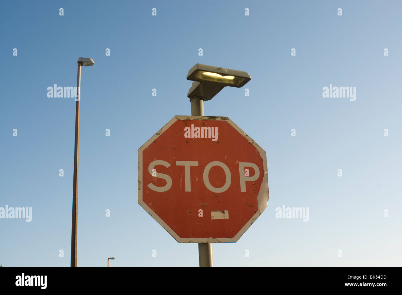 Warning alert sign hi-res stock photography and images - Alamy