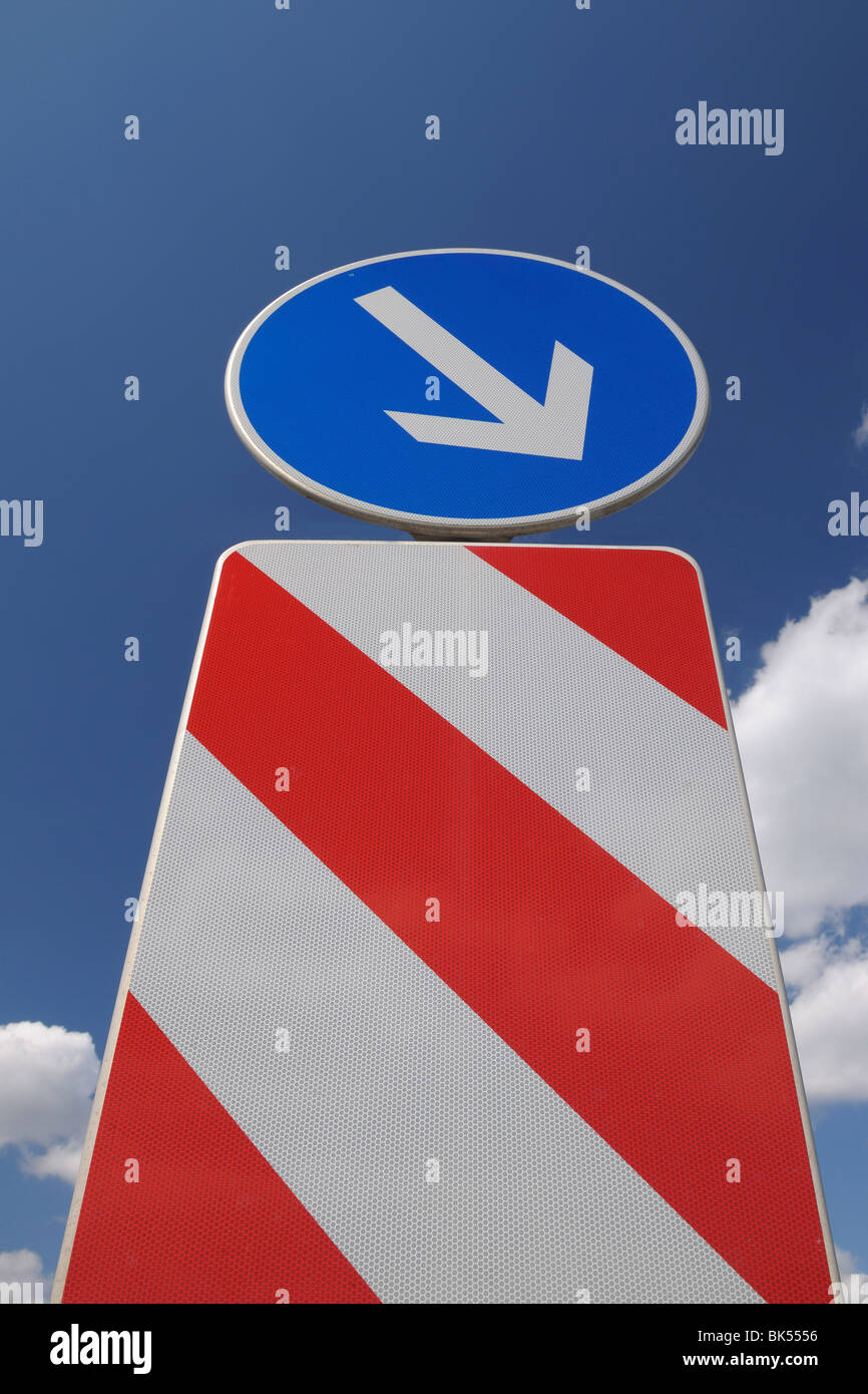 Pass on the Right Traffic Sign, Bavaria, Germany Stock Photo - Alamy