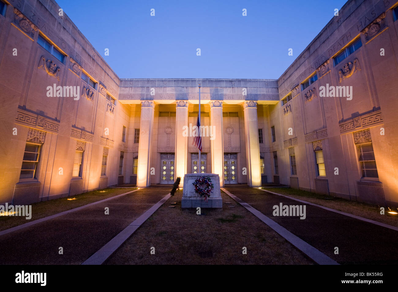 Memorial building hi-res stock photography and images - Alamy