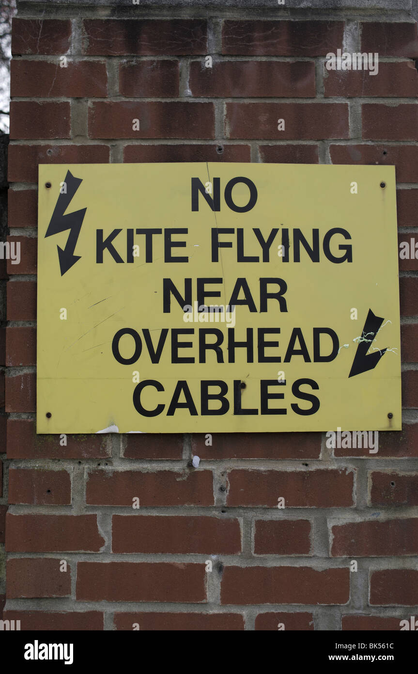 Flying warning sign hi-res stock photography and images - Alamy