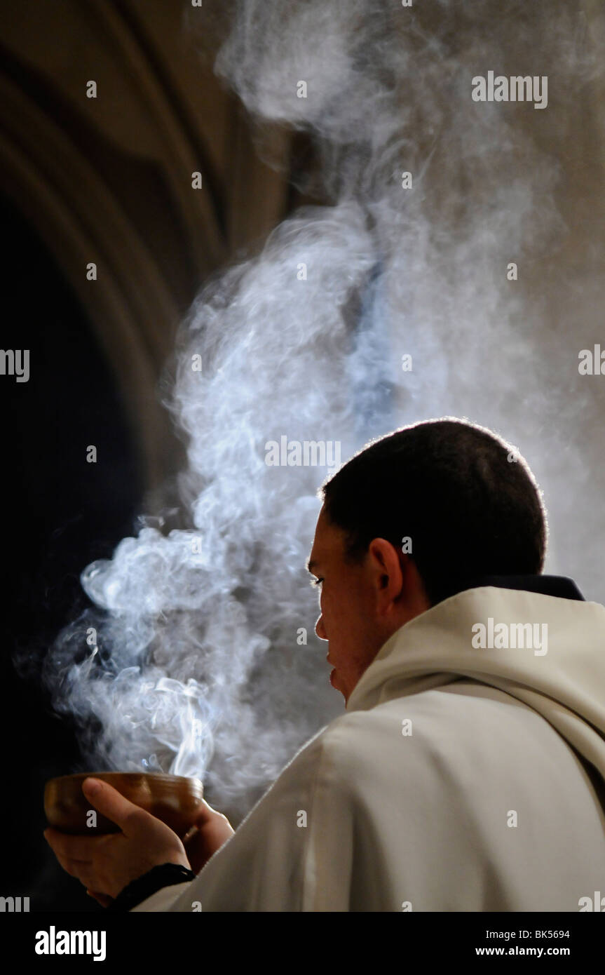 Burning monk hi-res stock photography and images - Alamy