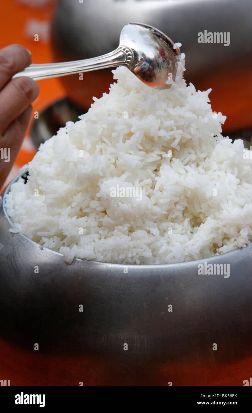 Pagoda paris hi-res stock photography and images - Alamy