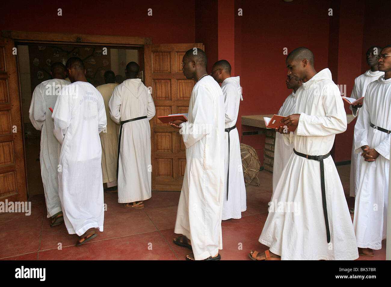 Mass procession in Keur Moussa Benedictine abbey, Keur Moussa, Senegal ...