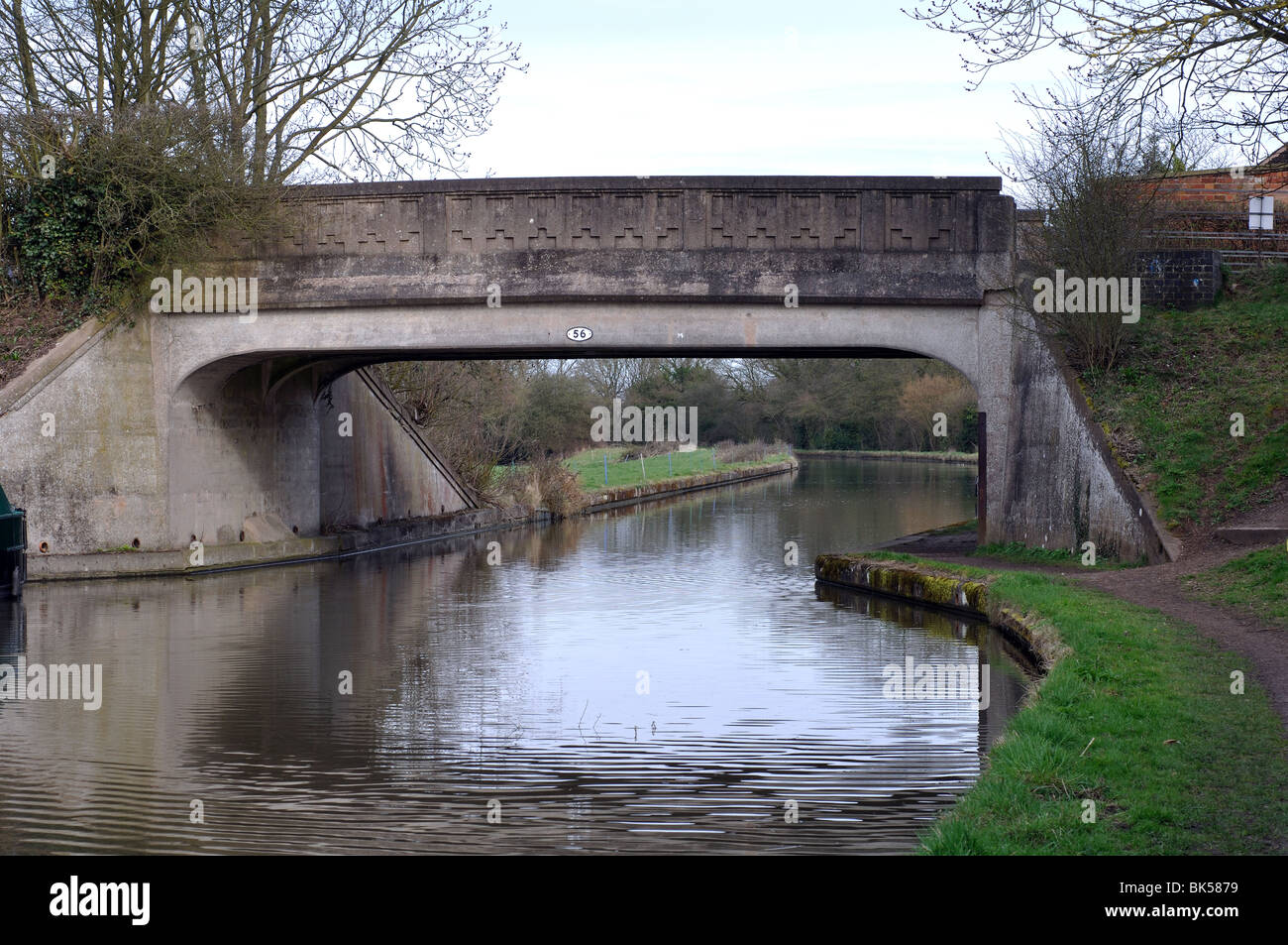 Concrete canal hi-res stock photography and images - Alamy