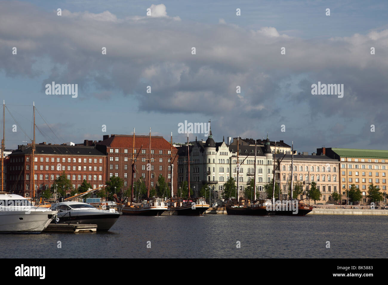Helsinki waterfront hi-res stock photography and images - Alamy