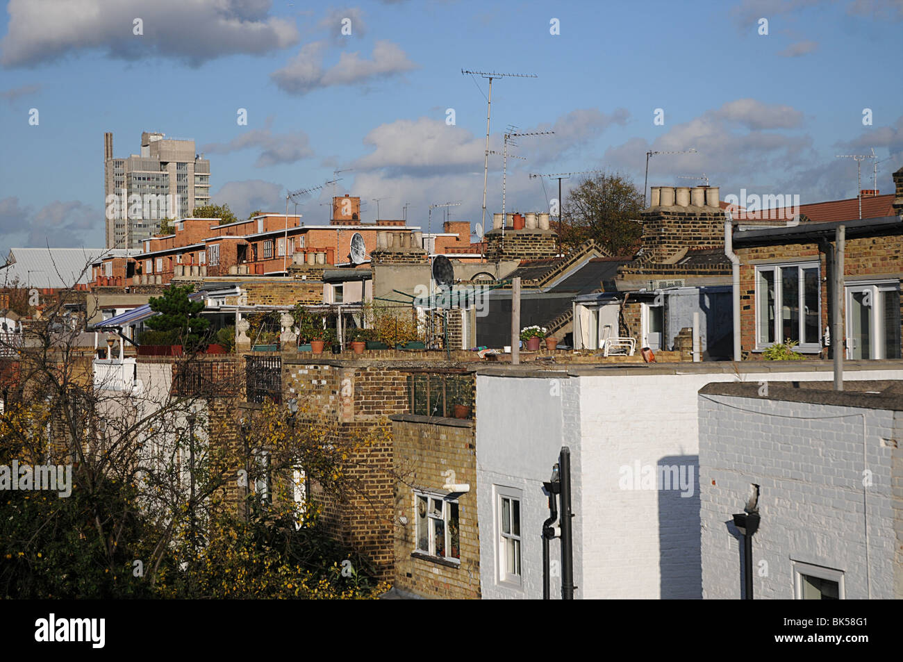 A block of houses in South London Stock Photo - Alamy