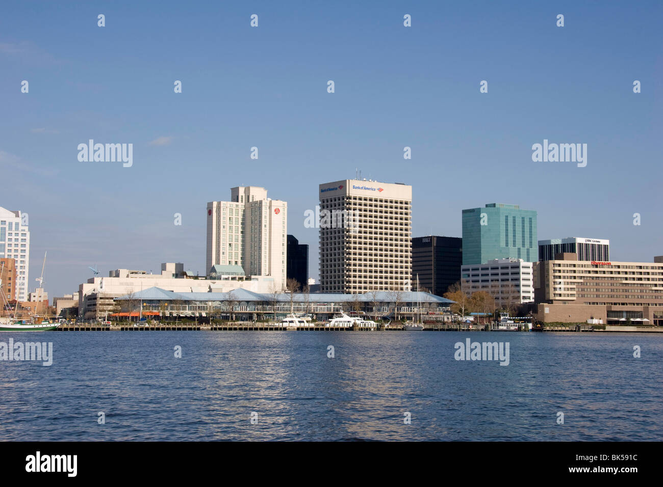 Norfolk virginia skyline hi-res stock photography and images - Alamy