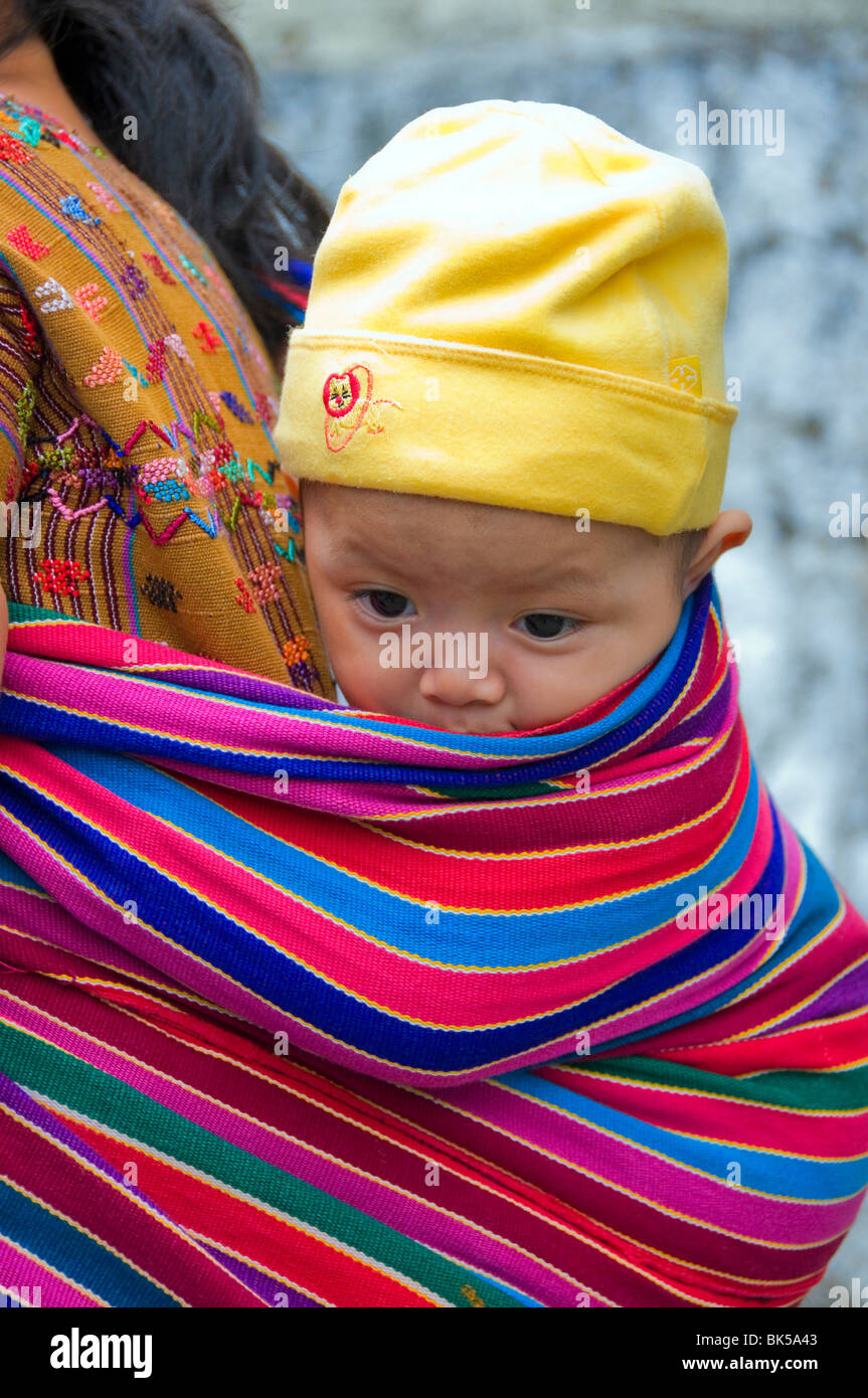 Aboriginal child street scene hi-res stock photography and images - Alamy