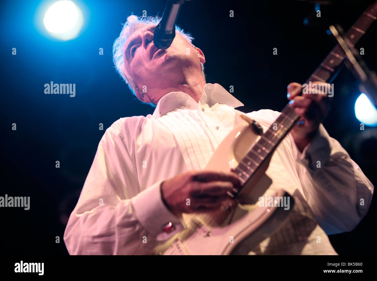 David byrne performing hi-res stock photography and images - Alamy