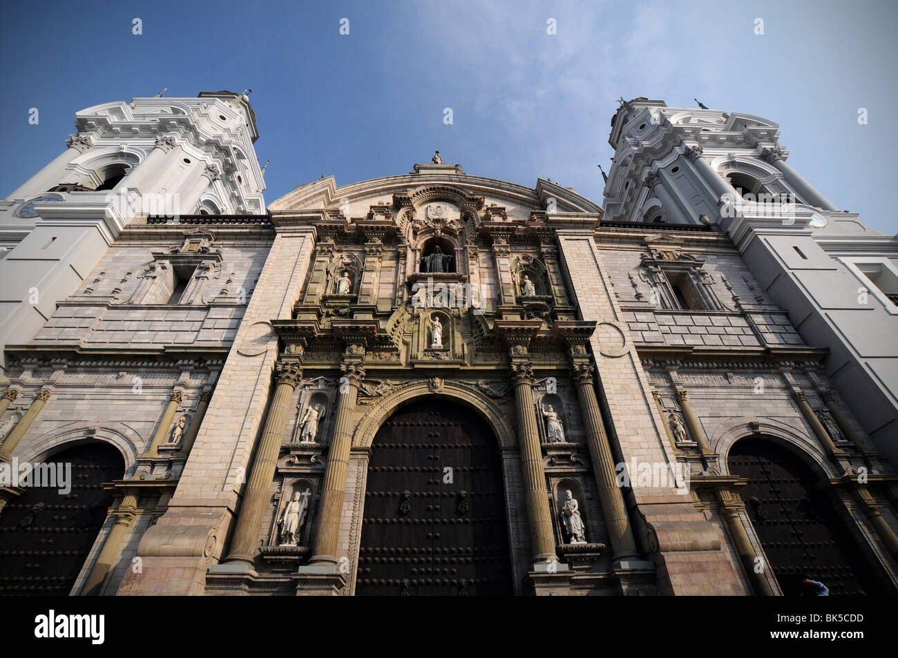 Lima architecture hi-res stock photography and images - Alamy