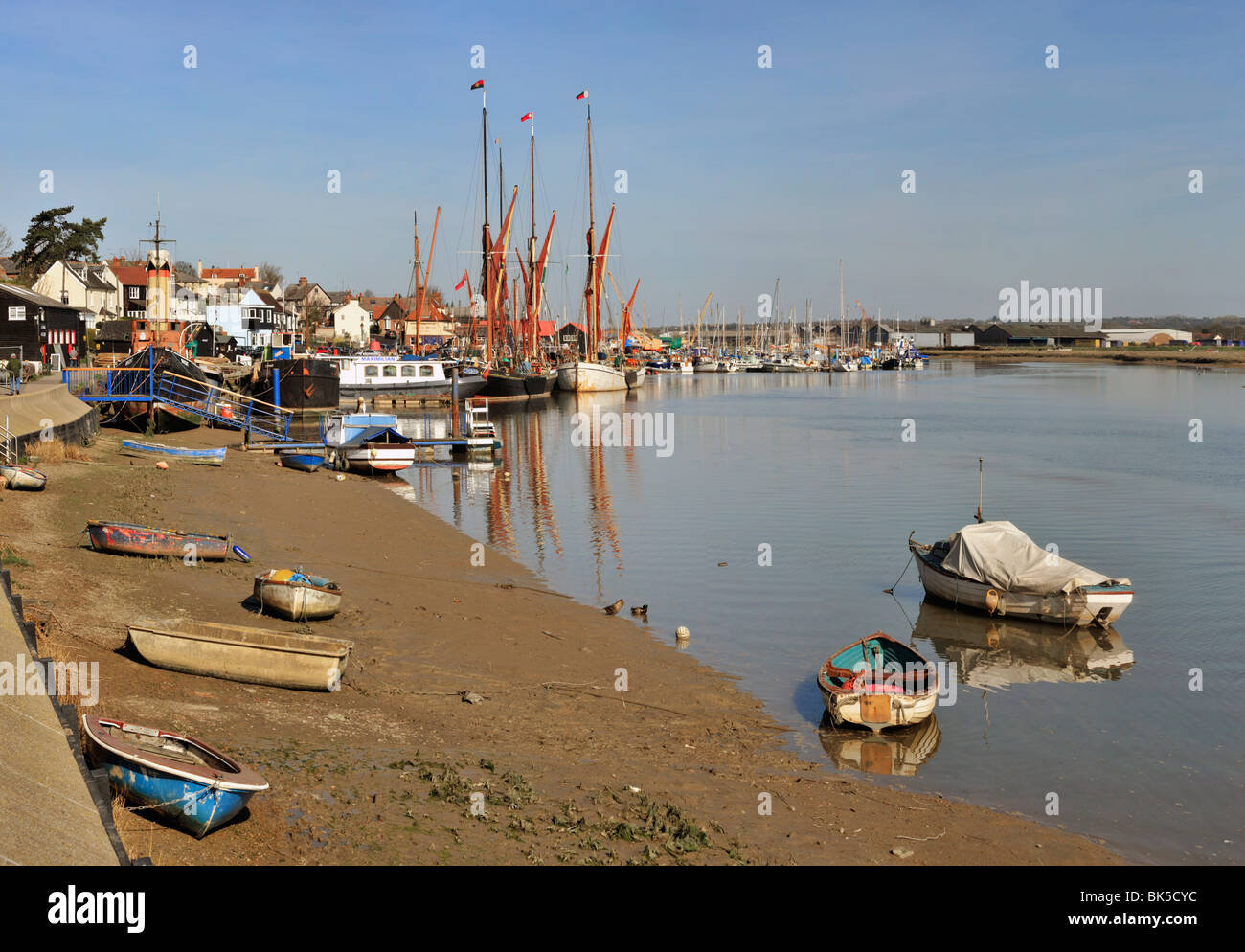 MALDON, ESSEX: Boats on the River Blackwater Stock Photo - Alamy MALDON, ESSEX: Boats on the River Blackwater Stock Photo - Alamy