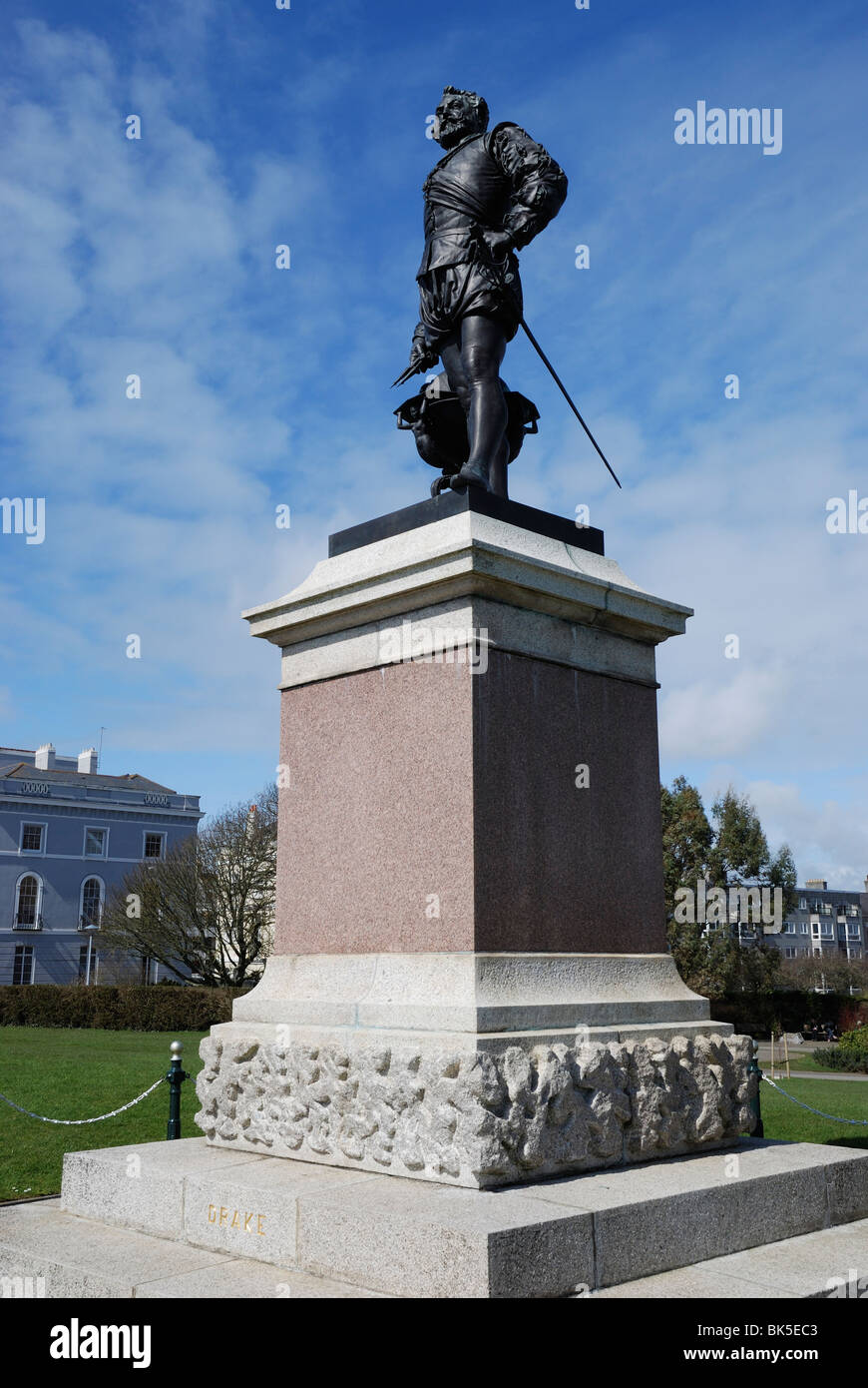 Francis drake monument hi-res stock photography and images - Alamy