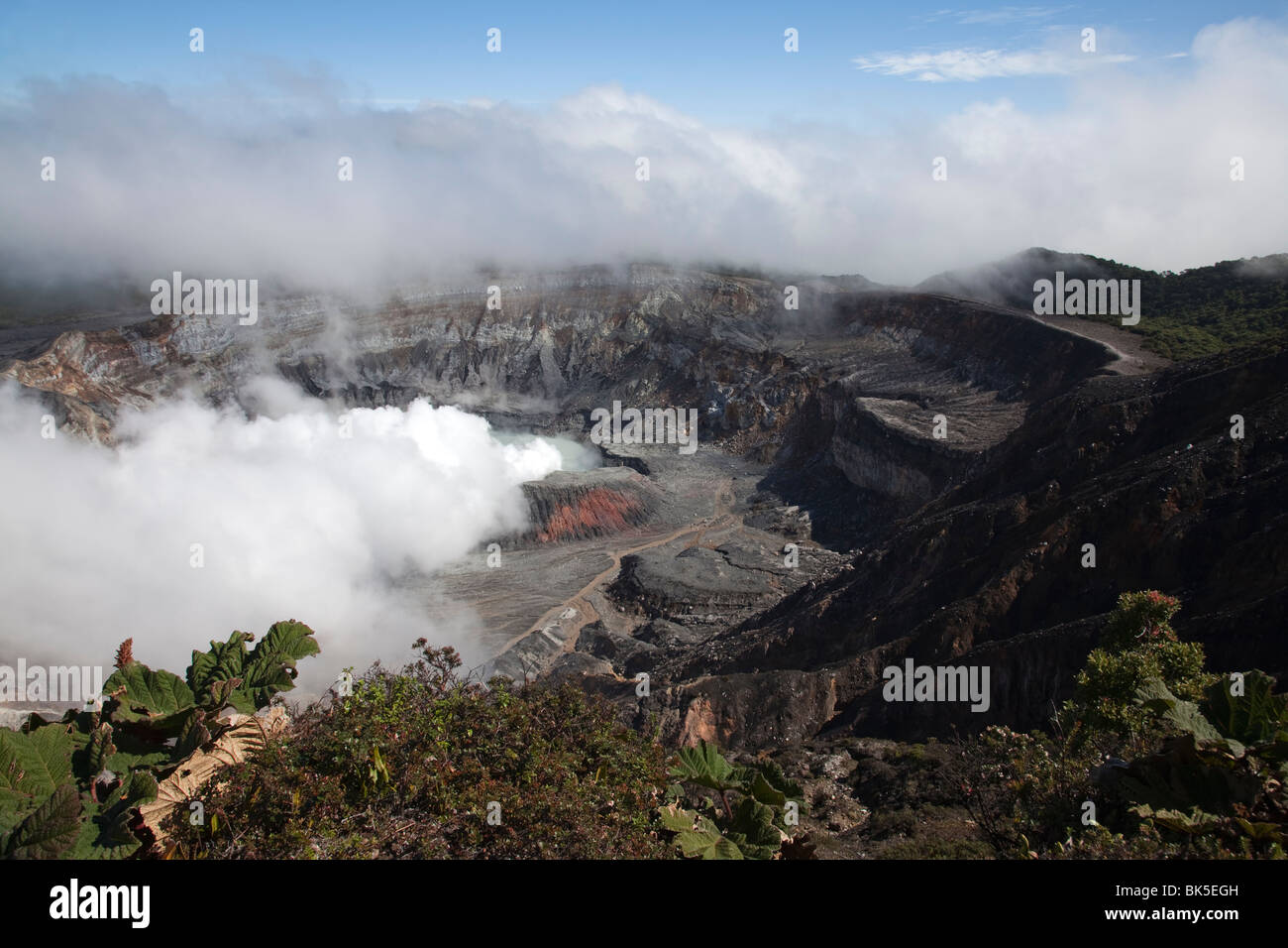 Its an active volcano hi-res stock photography and images - Alamy