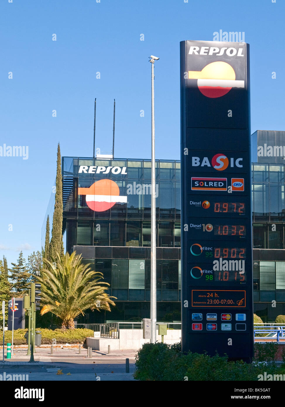 Repsol gas hi-res stock photography and images - Alamy