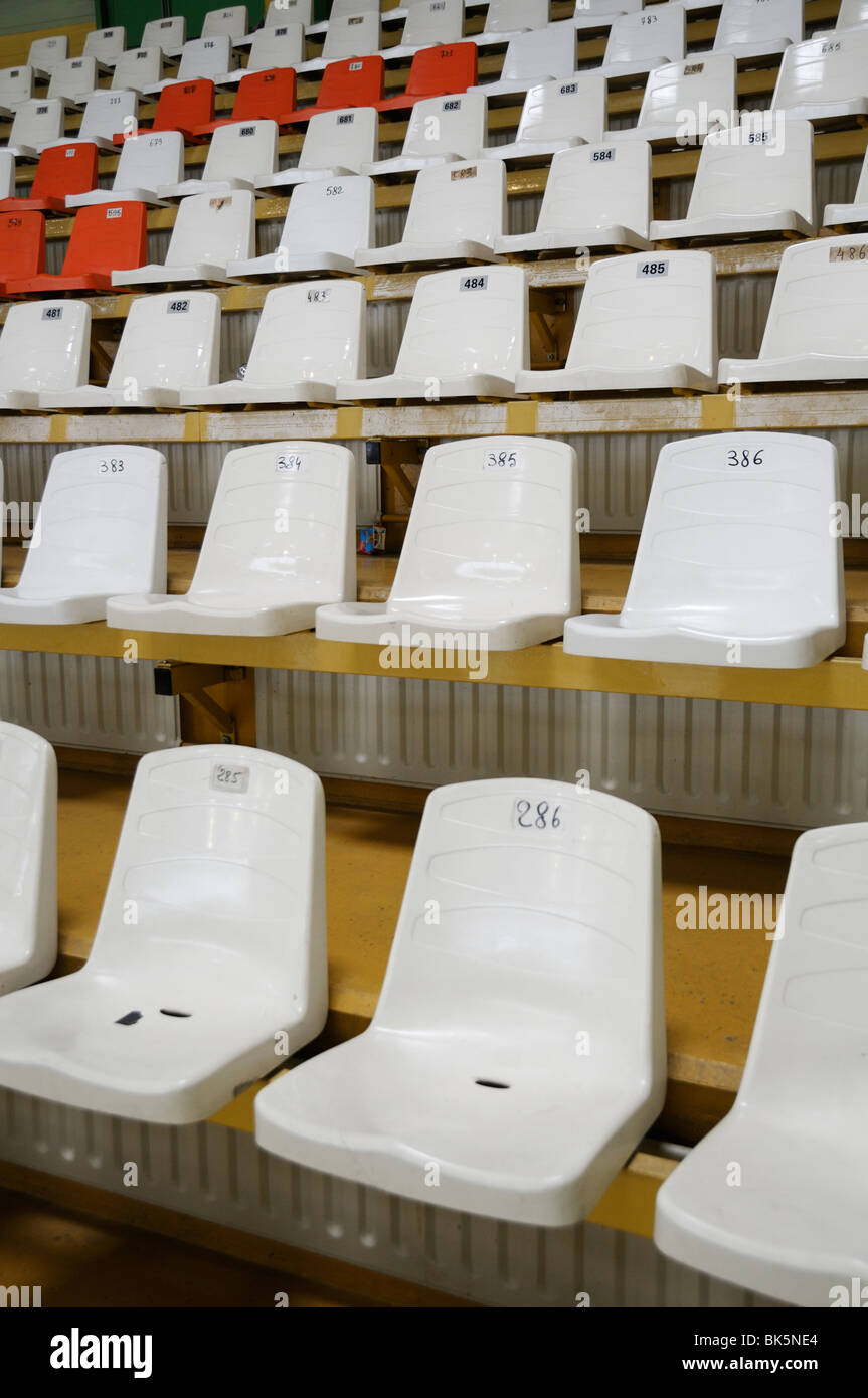 Ice arena seats hi-res stock photography and images - Alamy