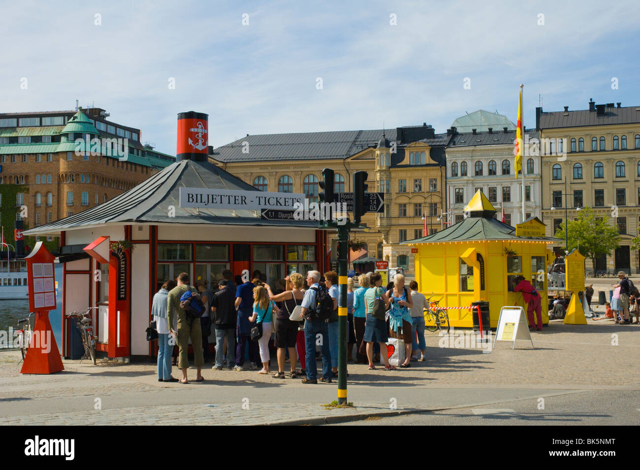 Ticket stands hi-res stock photography and images - Alamy