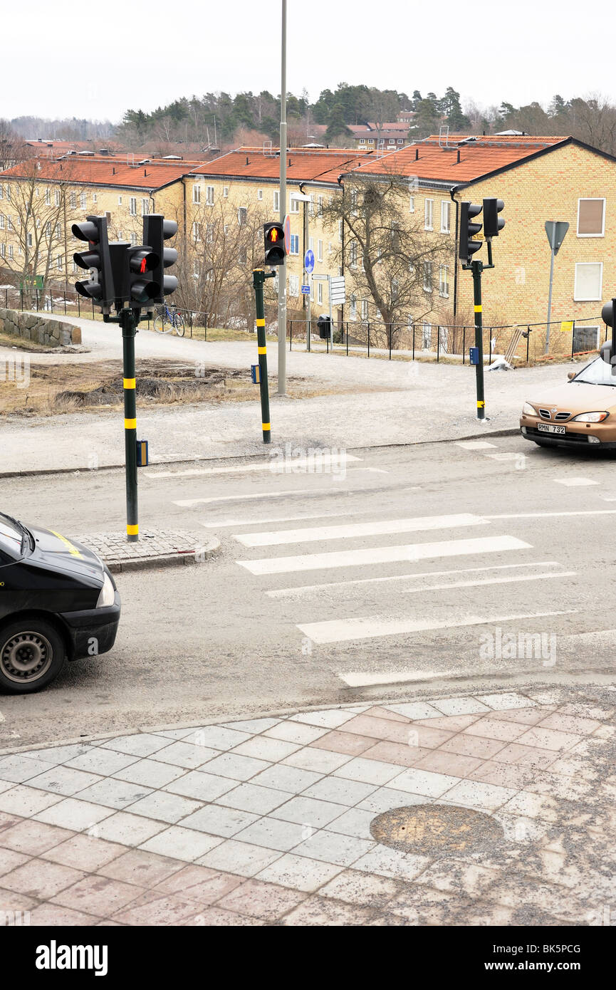 Drive through crossing hi-res stock photography and images - Alamy