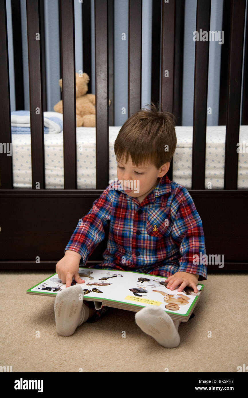 20 month old hi-res stock photography and images - Alamy