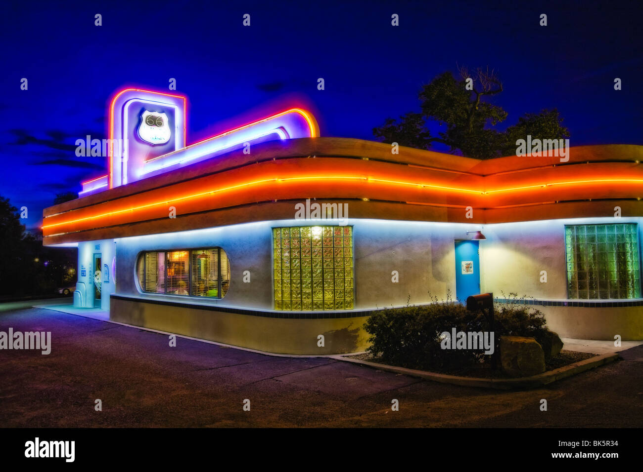 Neon lit route 66 diner hi-res stock photography and images - Alamy