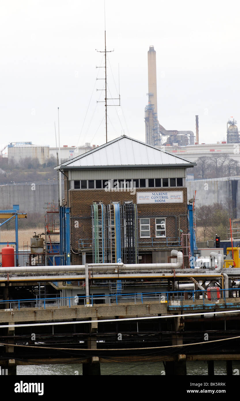 Oil refinery control room hi-res stock photography and images - Alamy