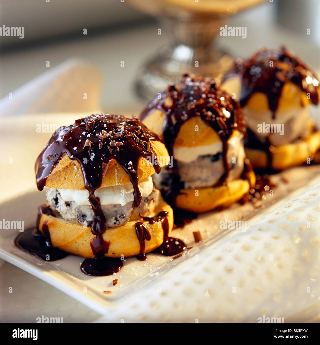 Three line whip hi-res stock photography and images - Alamy