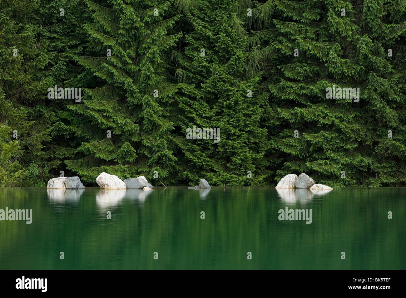Reflection of rocks in water hi-res stock photography and images - Alamy