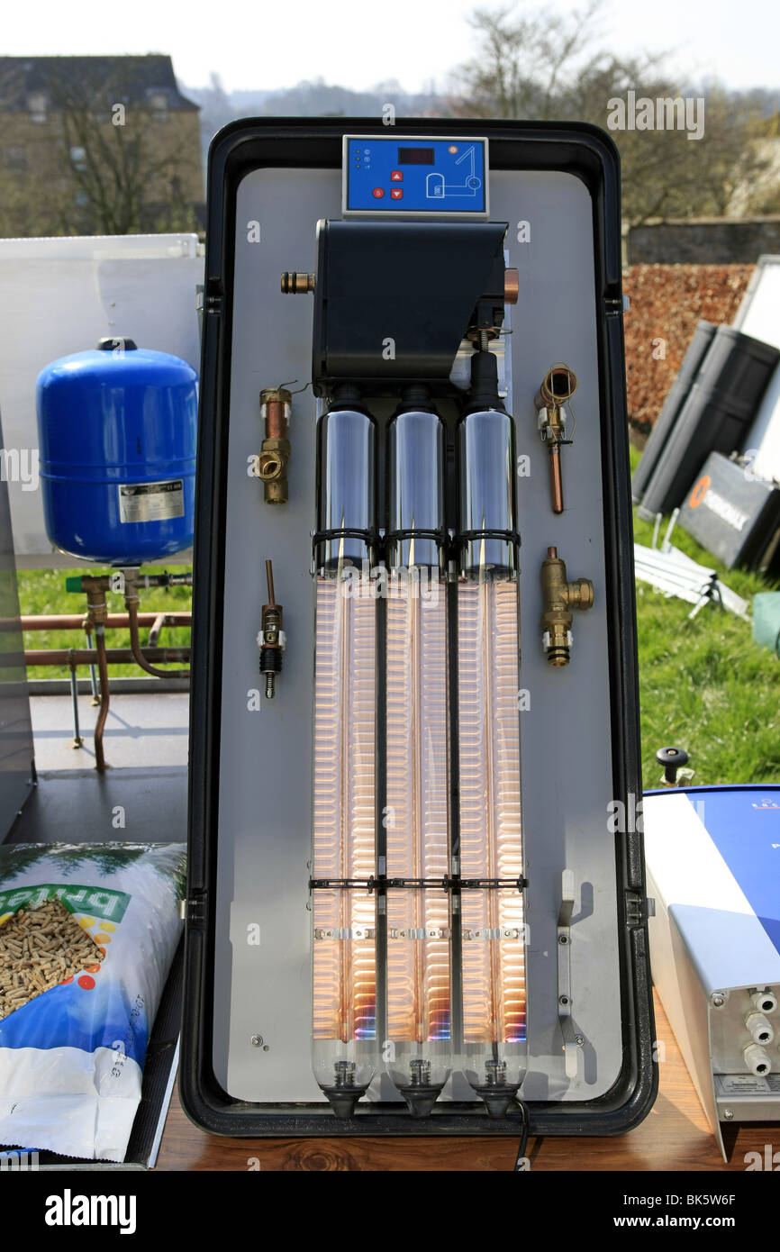 Solar thermal display hi-res stock photography and images - Alamy