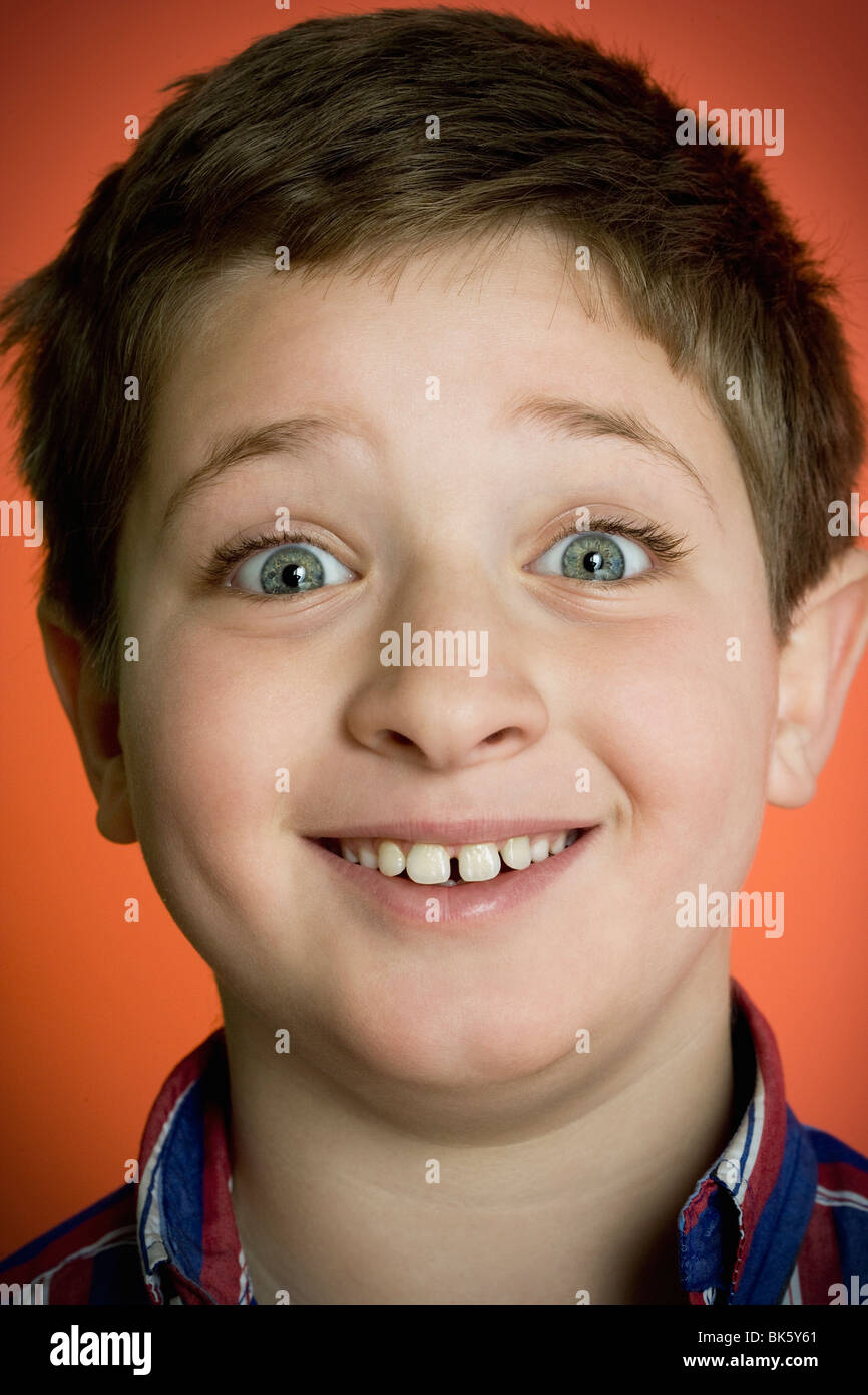 Portrait of a boy smiling Stock Photo - Alamy