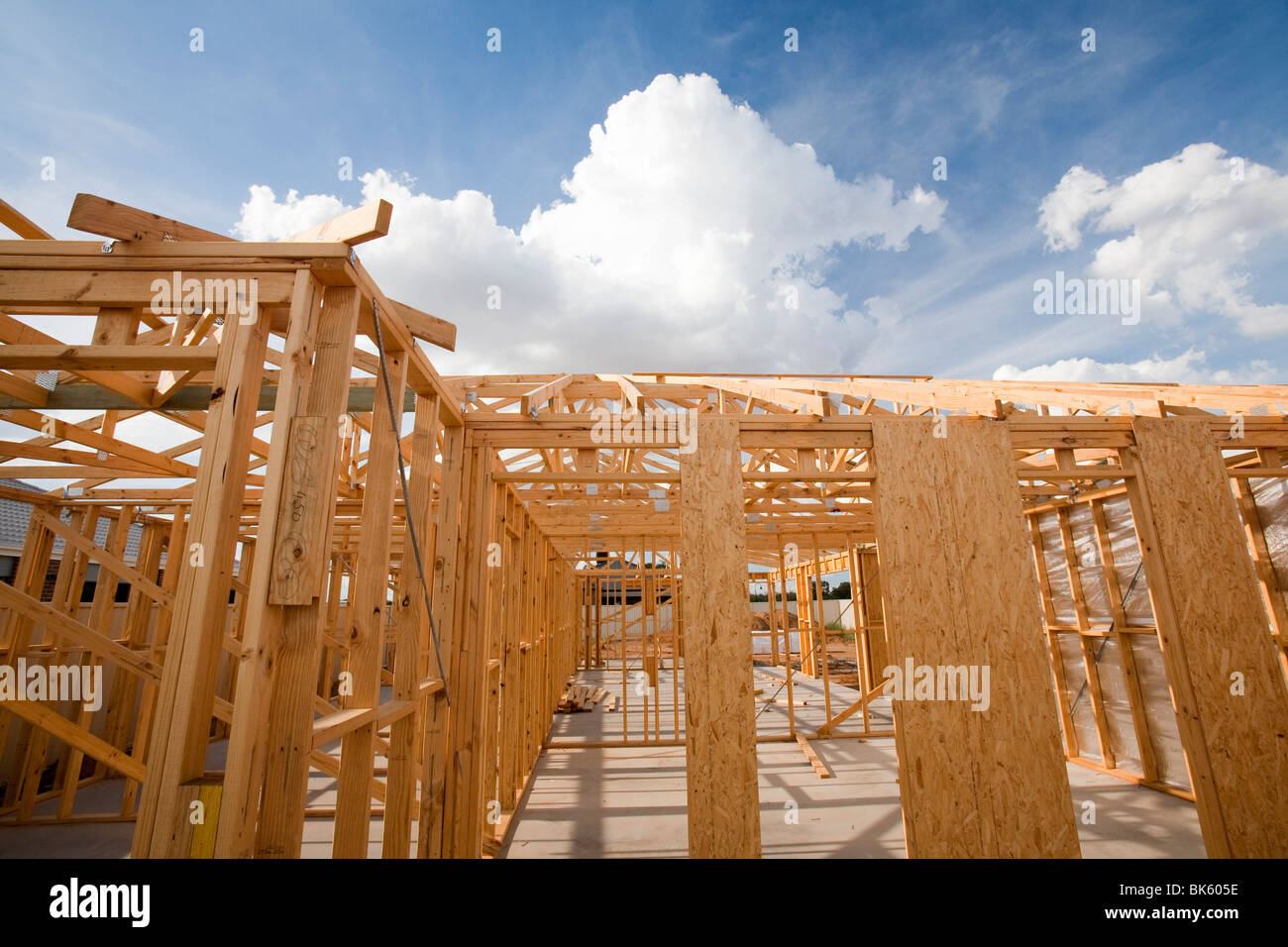 Timber frame construction houses hi-res stock photography and images ...