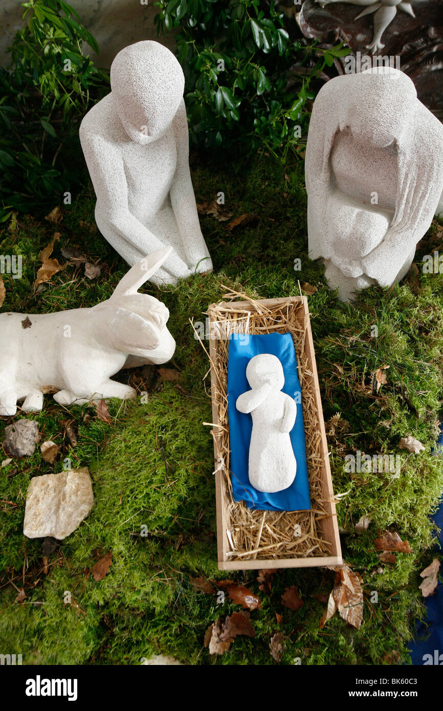 Christmas cribs france hi-res stock photography and images - Alamy