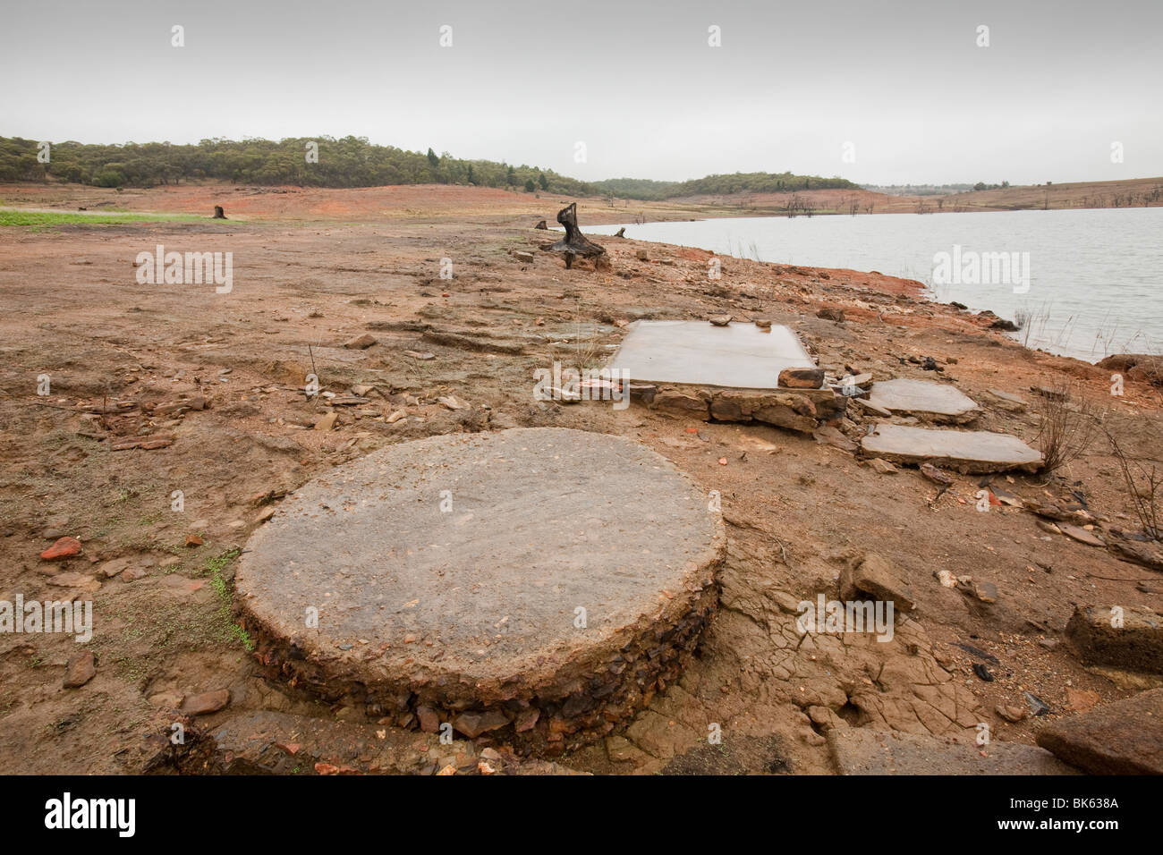 The town of Old Adaminaby revealed as Lake Eucumbene drops due to the ...