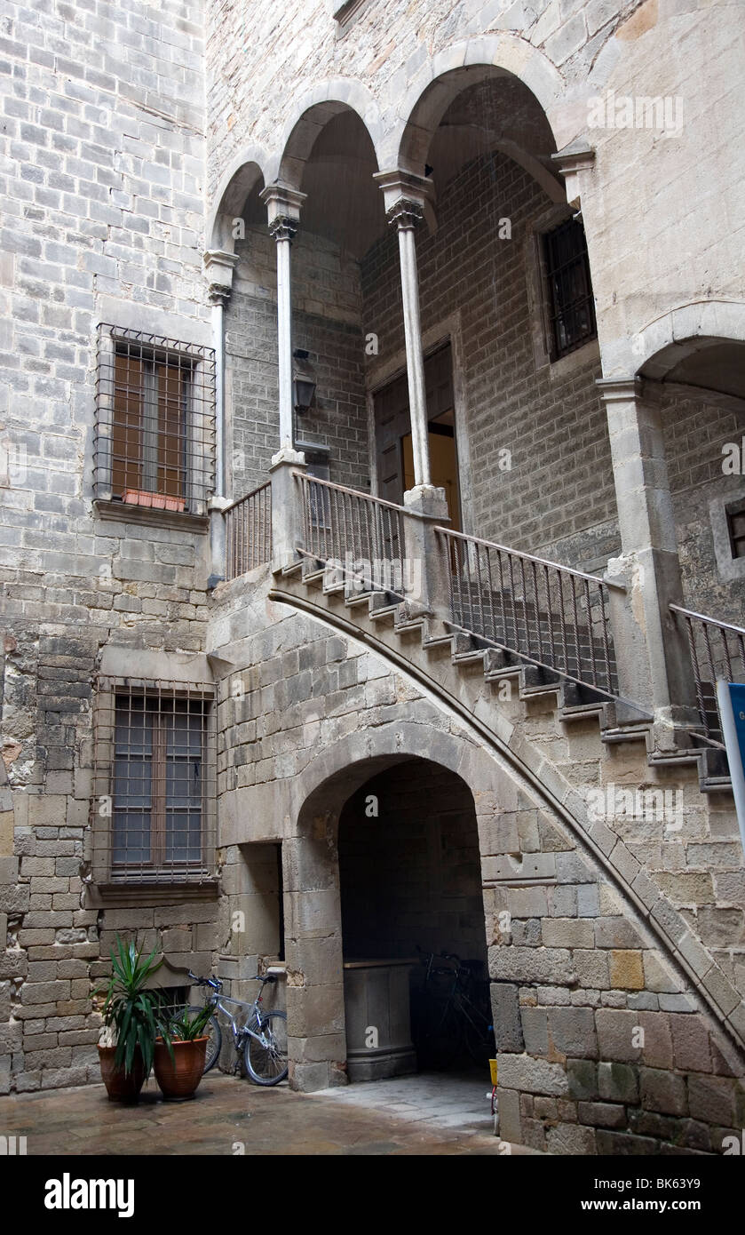 Calle montcada barcelona hi-res stock photography and images - Alamy