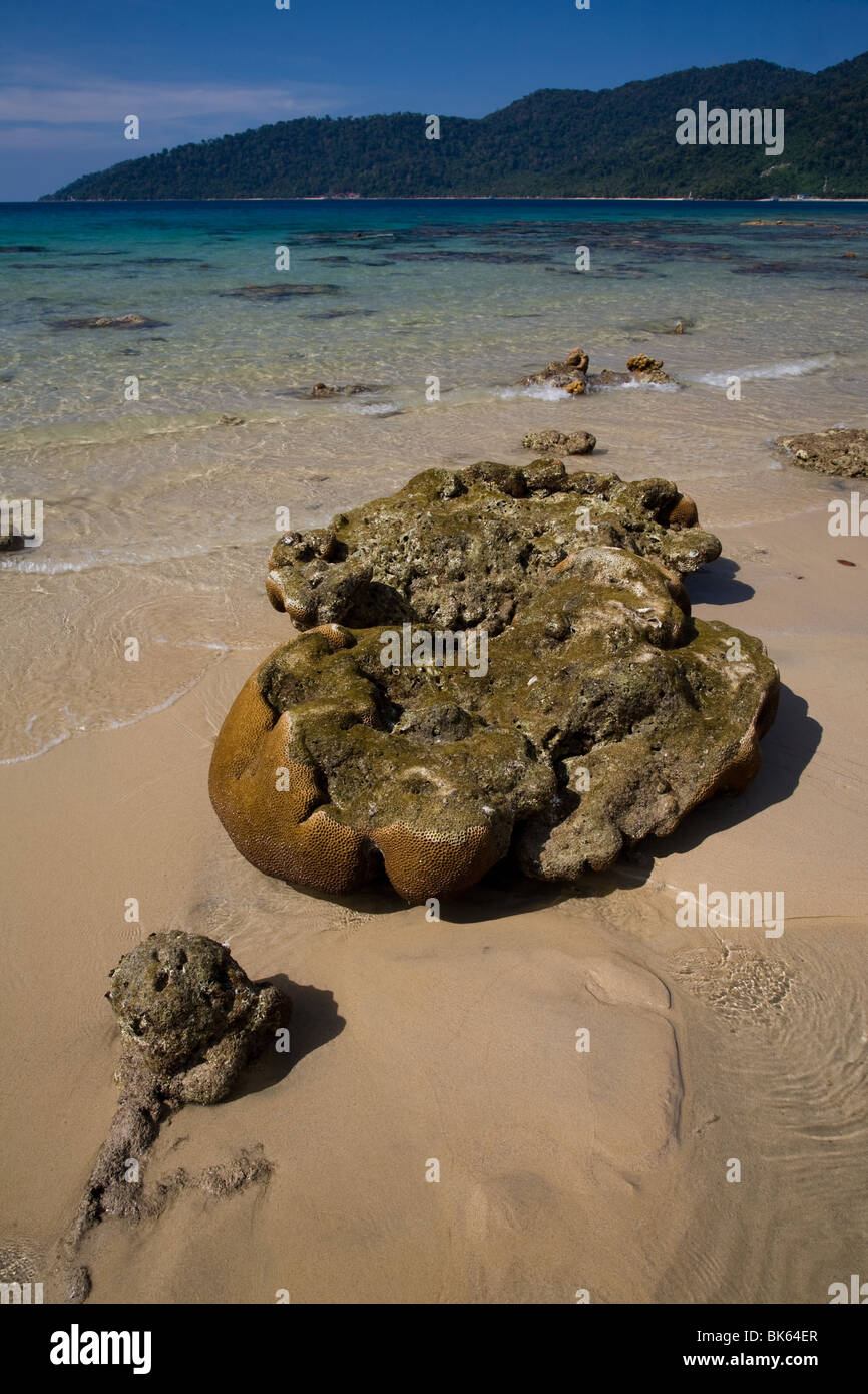 Tioman island coastline beach rock formation asia Stock Photo - Alamy