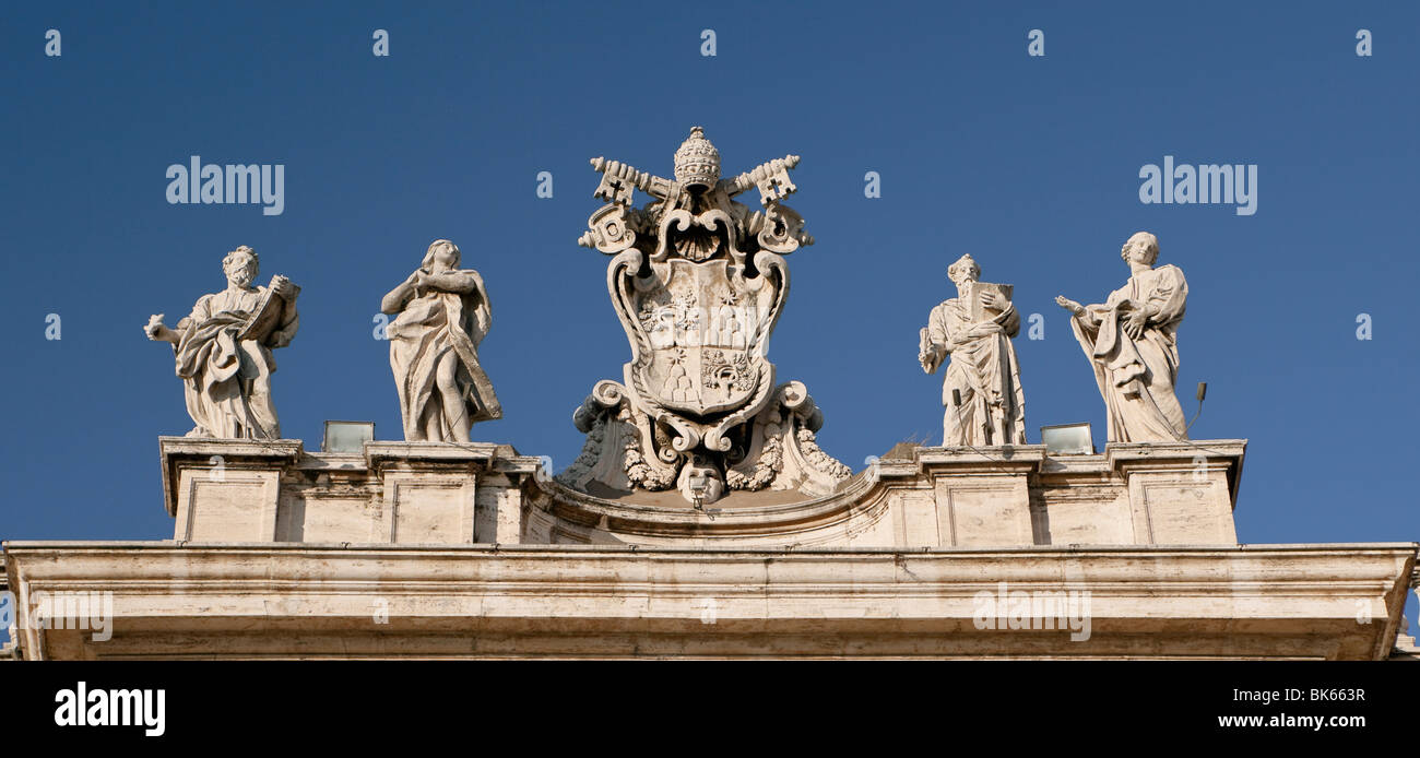 The catholic church emblem, Vatican city, Rome Stock Photo - Alamy
