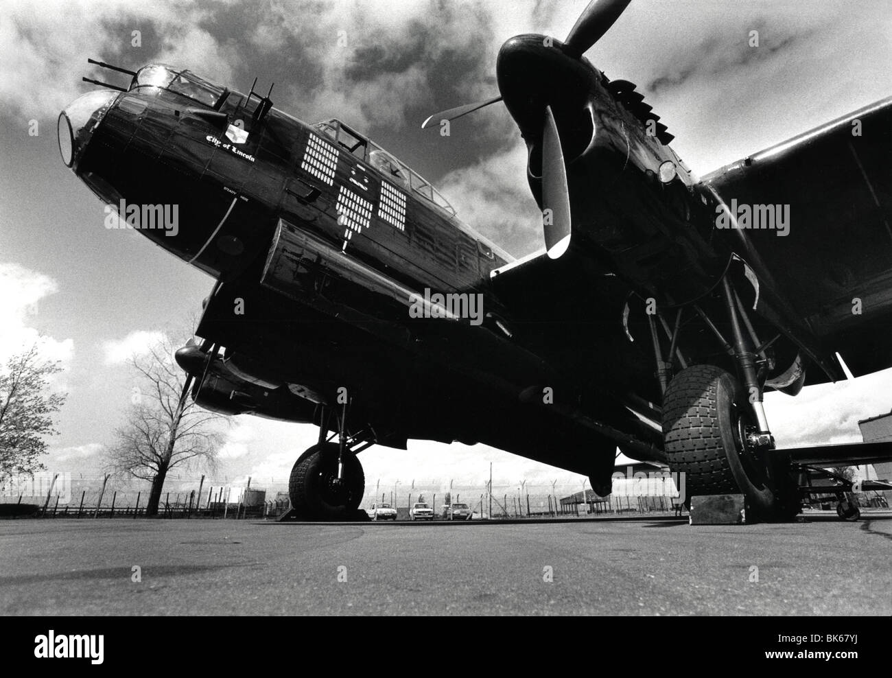 Black and white lancaster bomber hi-res stock photography and images ...