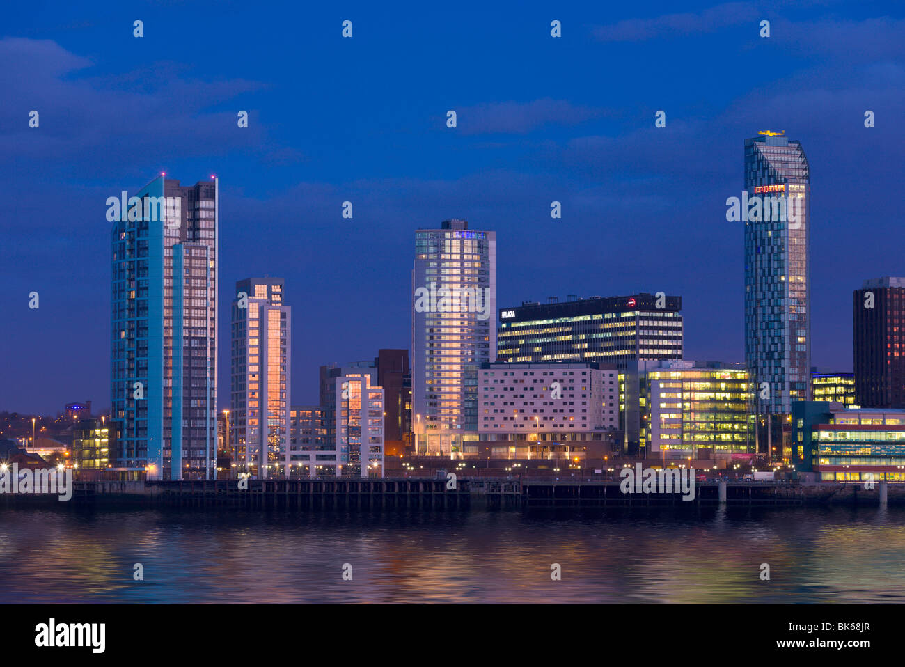 Skyline and Waterfront at night, Liverpool, Merseyside, England Stock ...